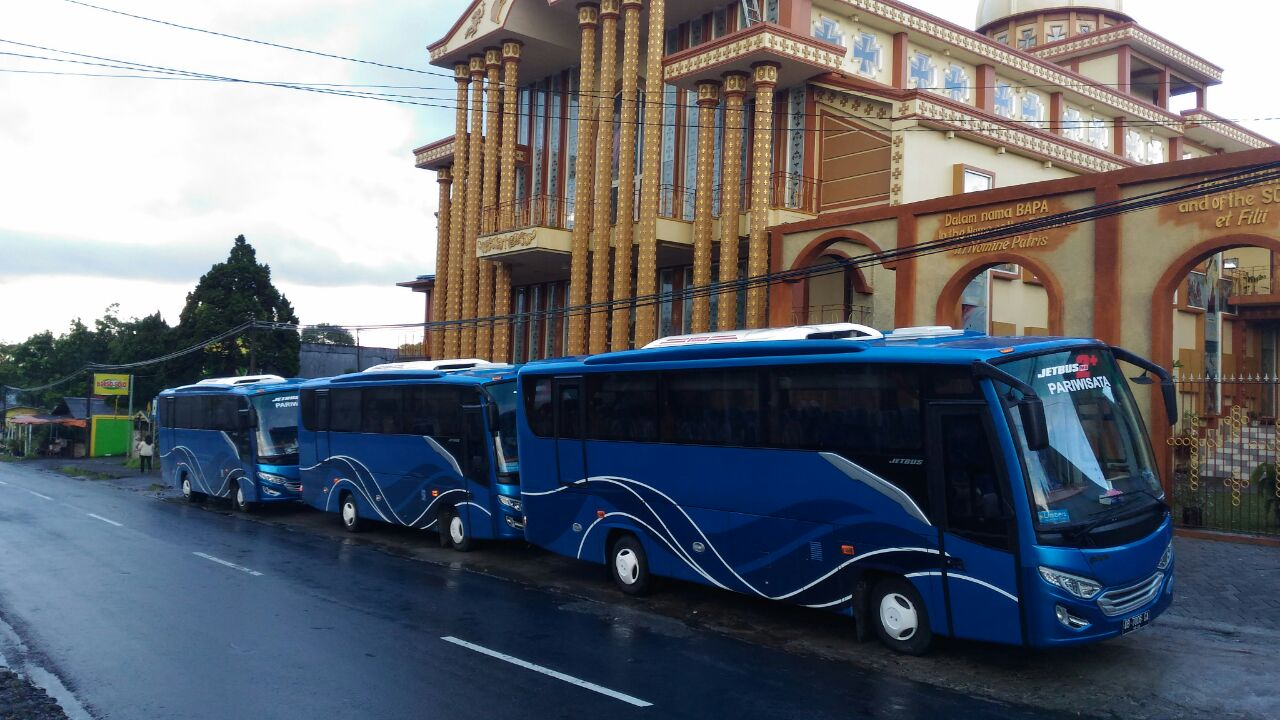 Harga Sewa Bus 30 Seat: Solusi Transportasi Efisien - Mari Kami Antar
